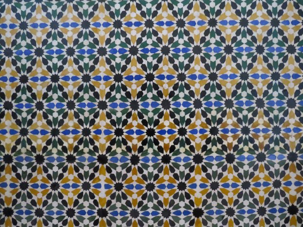 Colors and Patterns in the Alhambra | hoboish